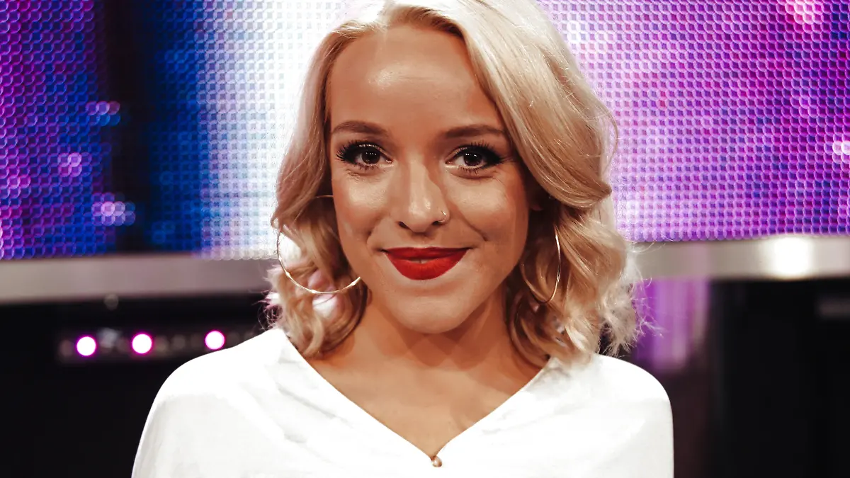 Take Me Out Laura Sucht Einen Kerl Der Wei Was Er Will Take Me Out Laura Sucht Einen Kerl Der Wei Was Er Will