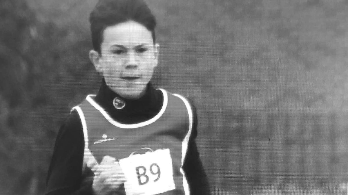 Fußball-Drama - Nach doppeltem Herzinfarkt: 17-jähriges Talent Dylan ...