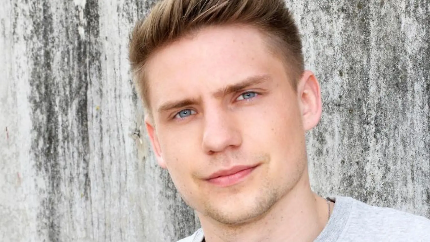 GZSZ-Star Lennart Borchert wird 23! SO süß überrascht ihn seine Freundin