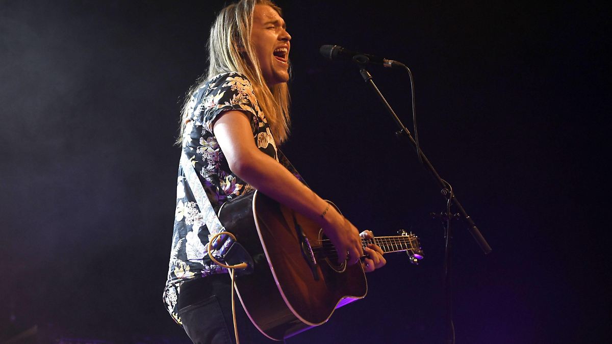 DSDS-Rocker Max Buskohl: Das macht der Rock-Womanizer heute!