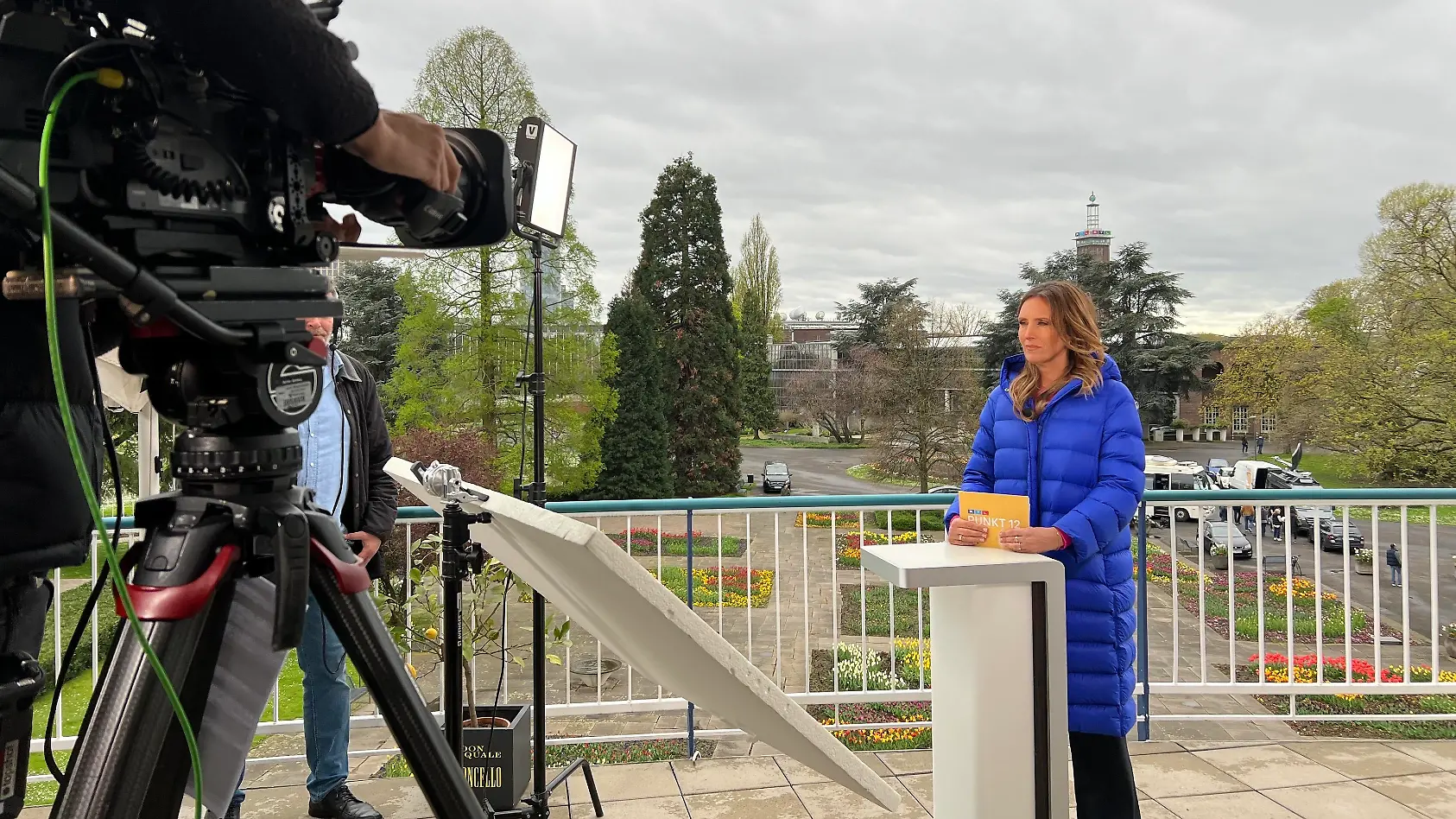Weltkriegsbombe neben RTL gefunden! Roberta musste raus aus dem Punkt ...