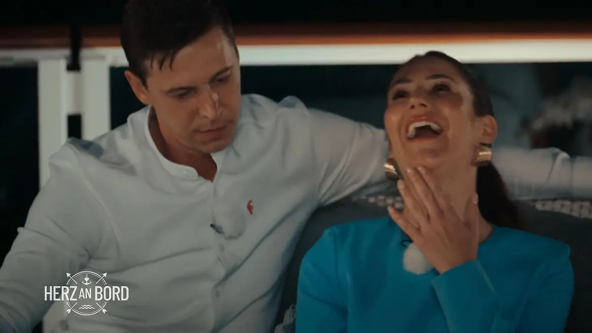 Briefwechsel: Wayne verteilt Post von neuen Männern