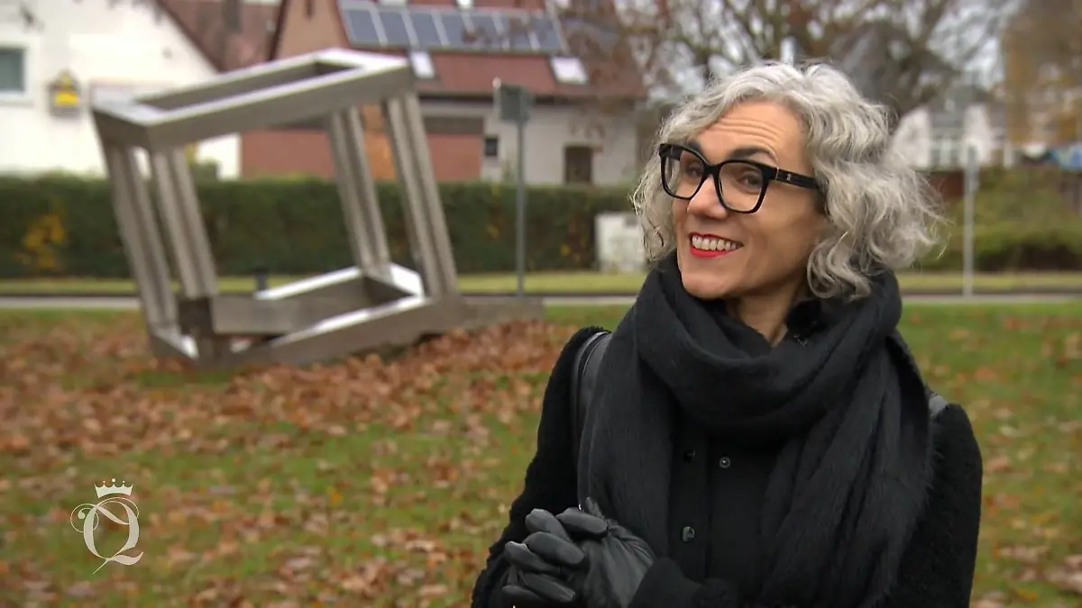 Liebt Superhelden: Annita hasst Karomuster