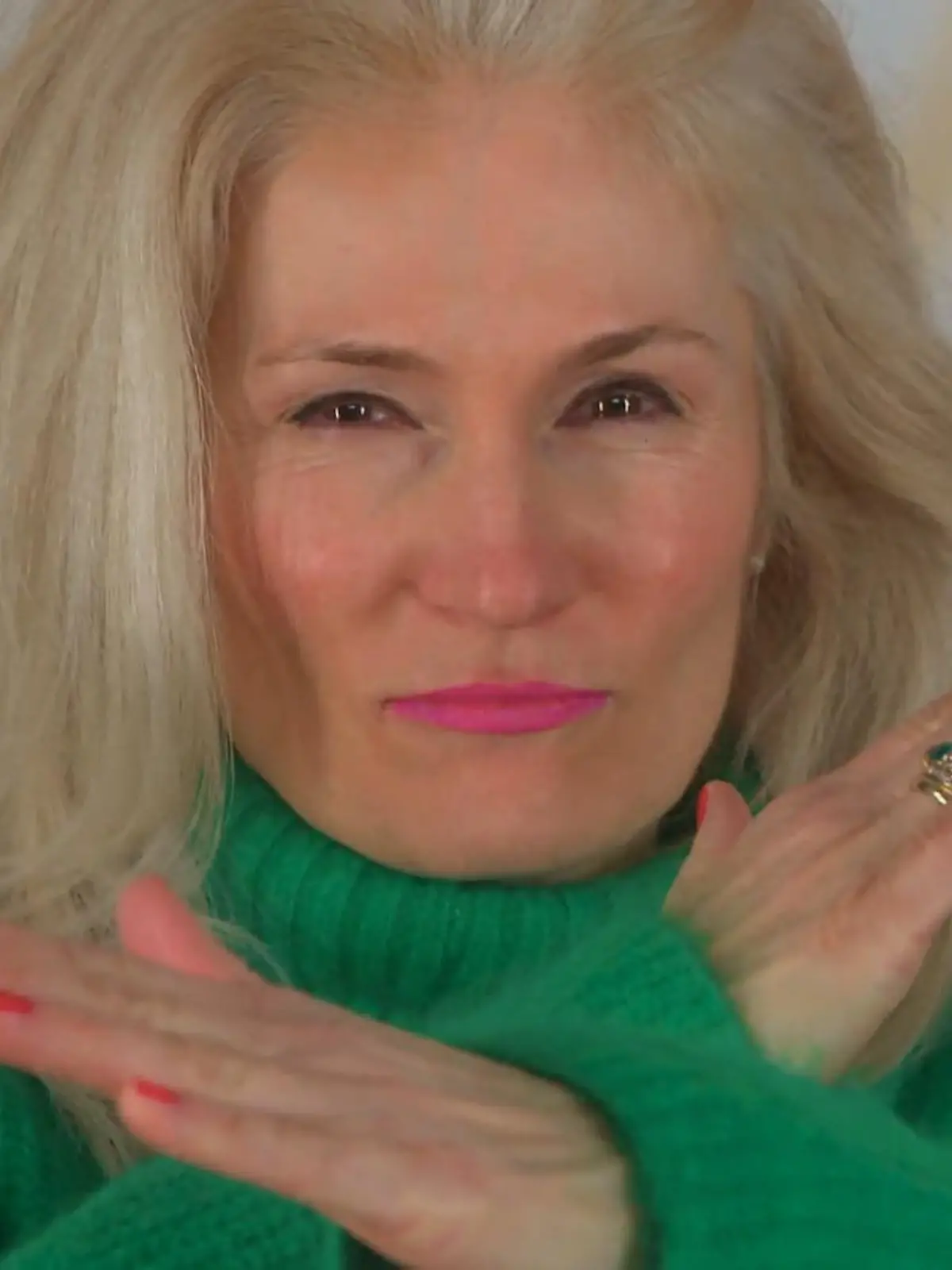 Wunder geschehen!: Ulrike konnte Braut Meltem endlich ein Lächeln entlocken