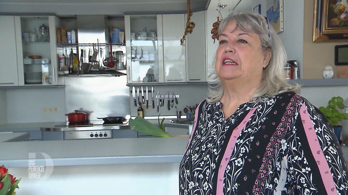 Bücherwurm Angelika: Eine Lesung am Abend aus Angelikas Kochbuch?