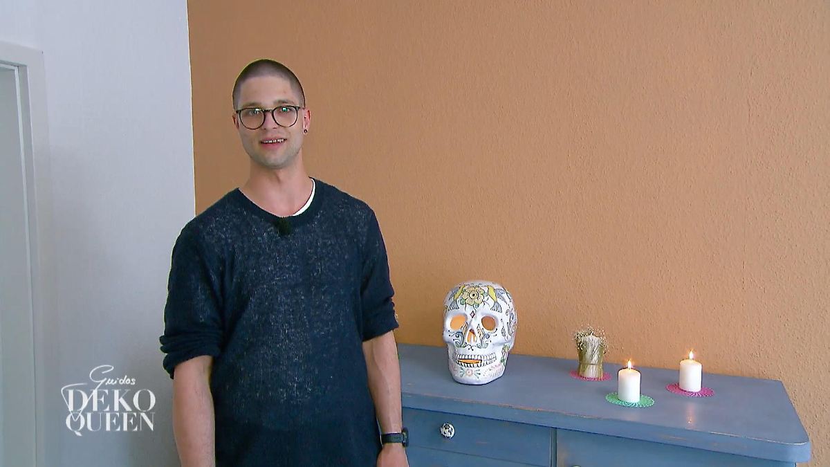 Der Raum ist fertig: Día de los Muertos bei Matthias