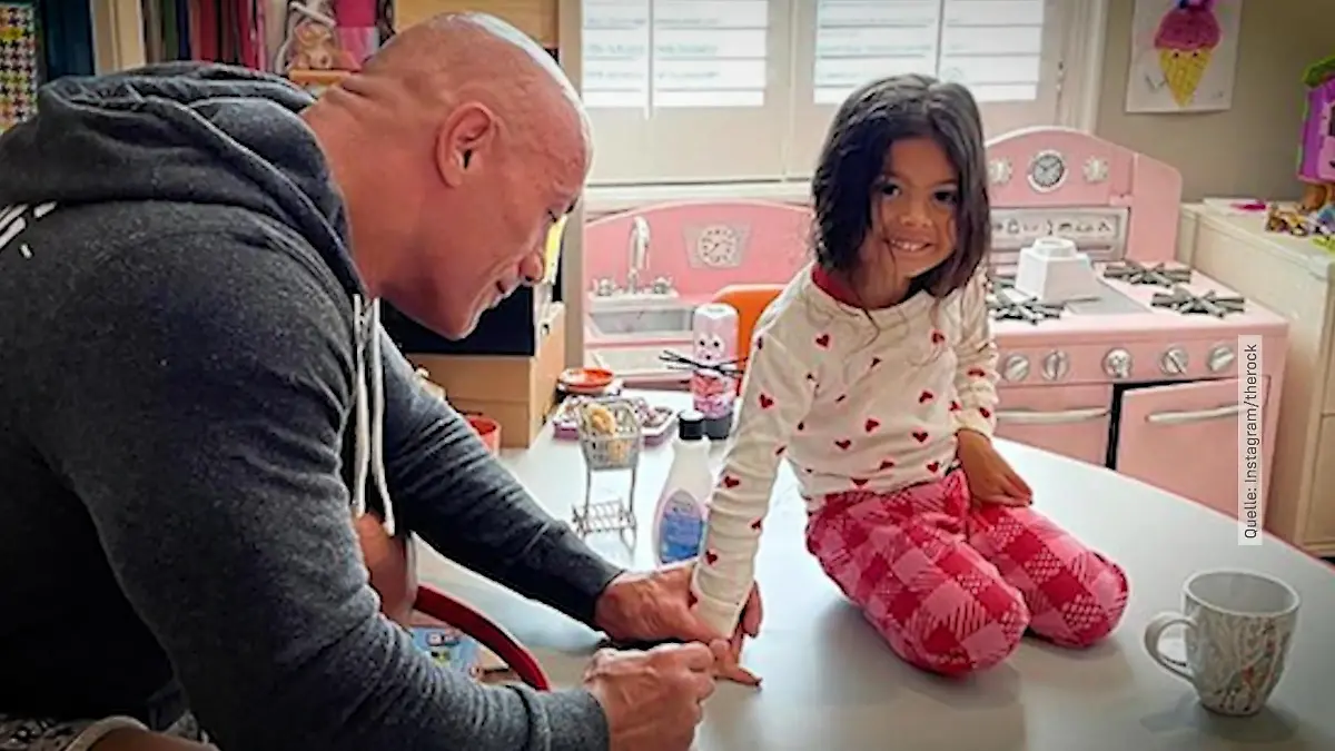 Ekel-Beichte von Dwayne „The Rock” Johnson! Hollywood-Star pinkelt am ...