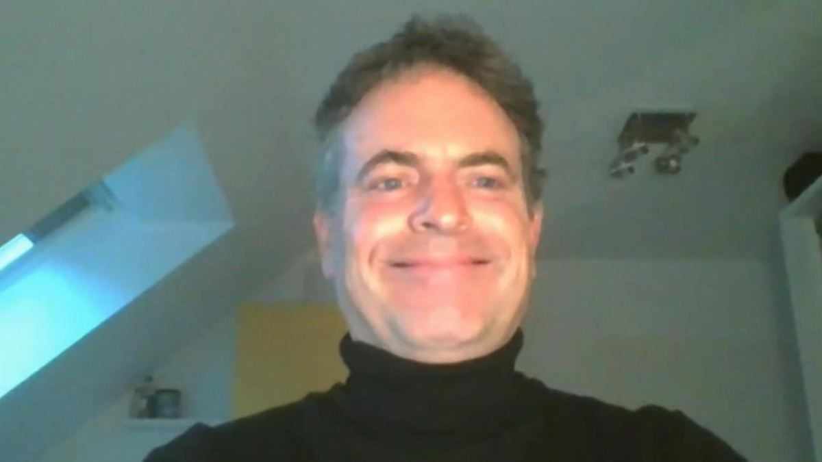 Gründer Ingmar Hoerr klärt auf:: Wieso CureVac nichts mit Bill Gates zu ...