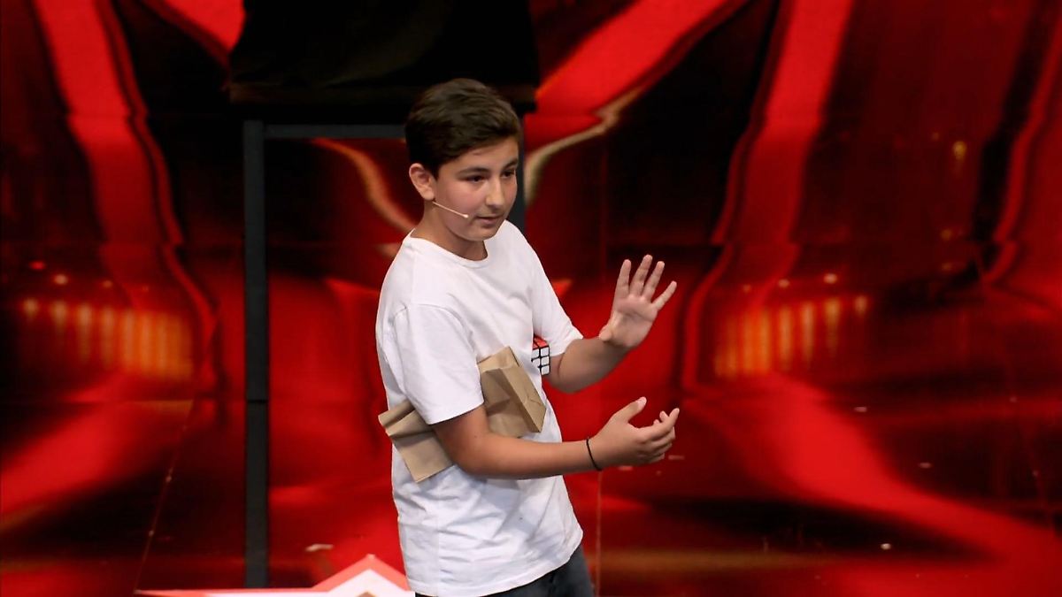 Junger Zauberkünstler: Kann Luan (13) mit seinen Tricks begeistern?