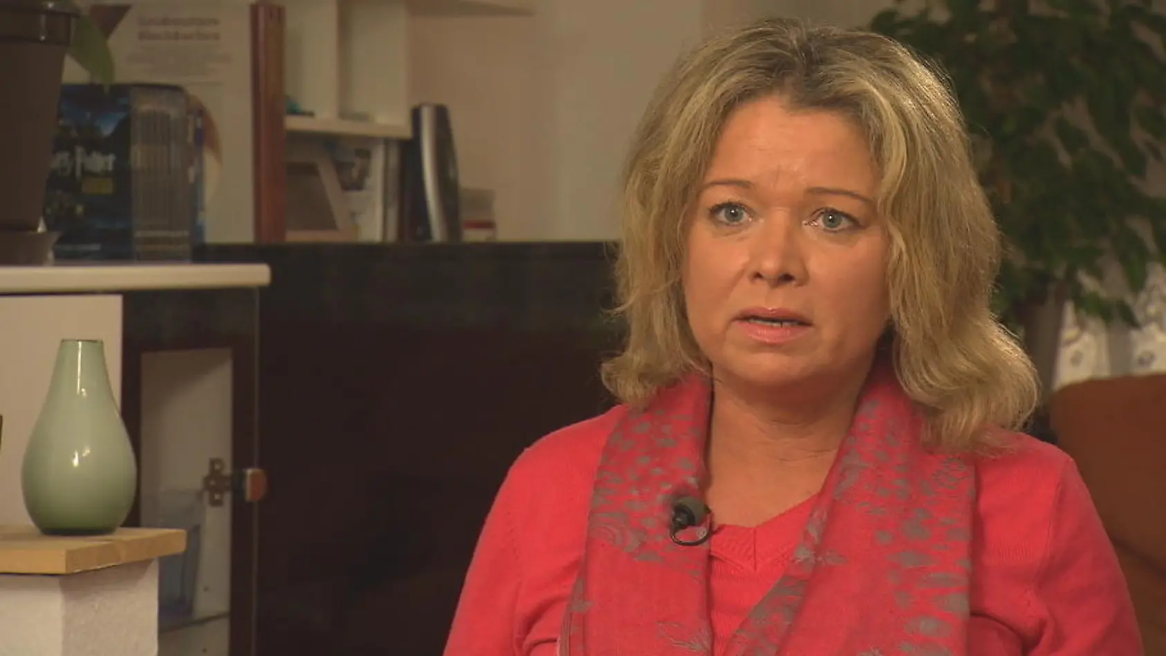 Bringt sie sich damit in Gefahr?: Monika ist sicher, dass Micky etwas ...