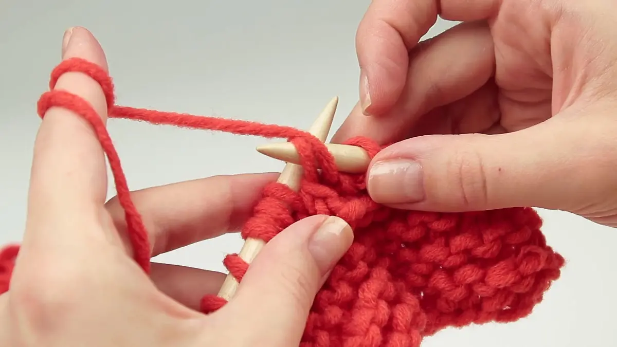 Strick-Basic: So stricken Sie die linke Masche!
