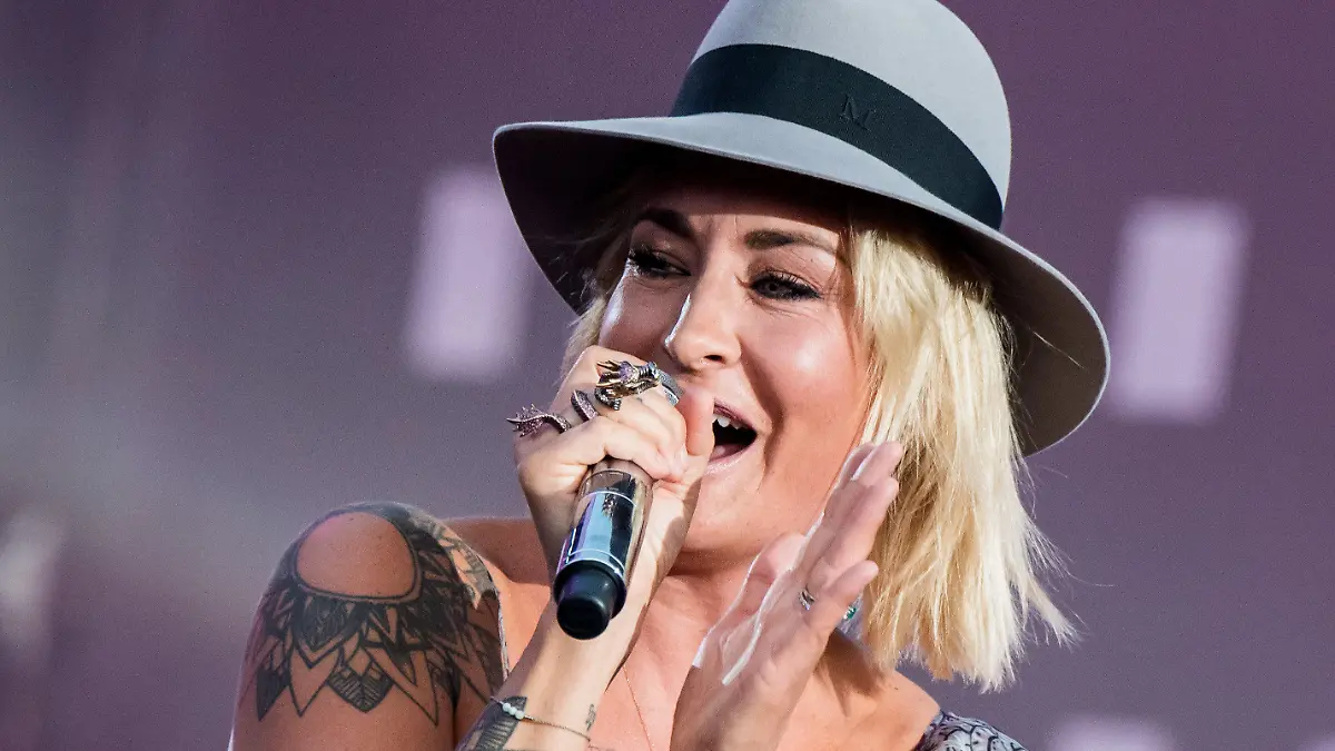 Sarah Connor teilt heiße Unterwasser-Schnappschüsse: Sexy Tauchgang im ...