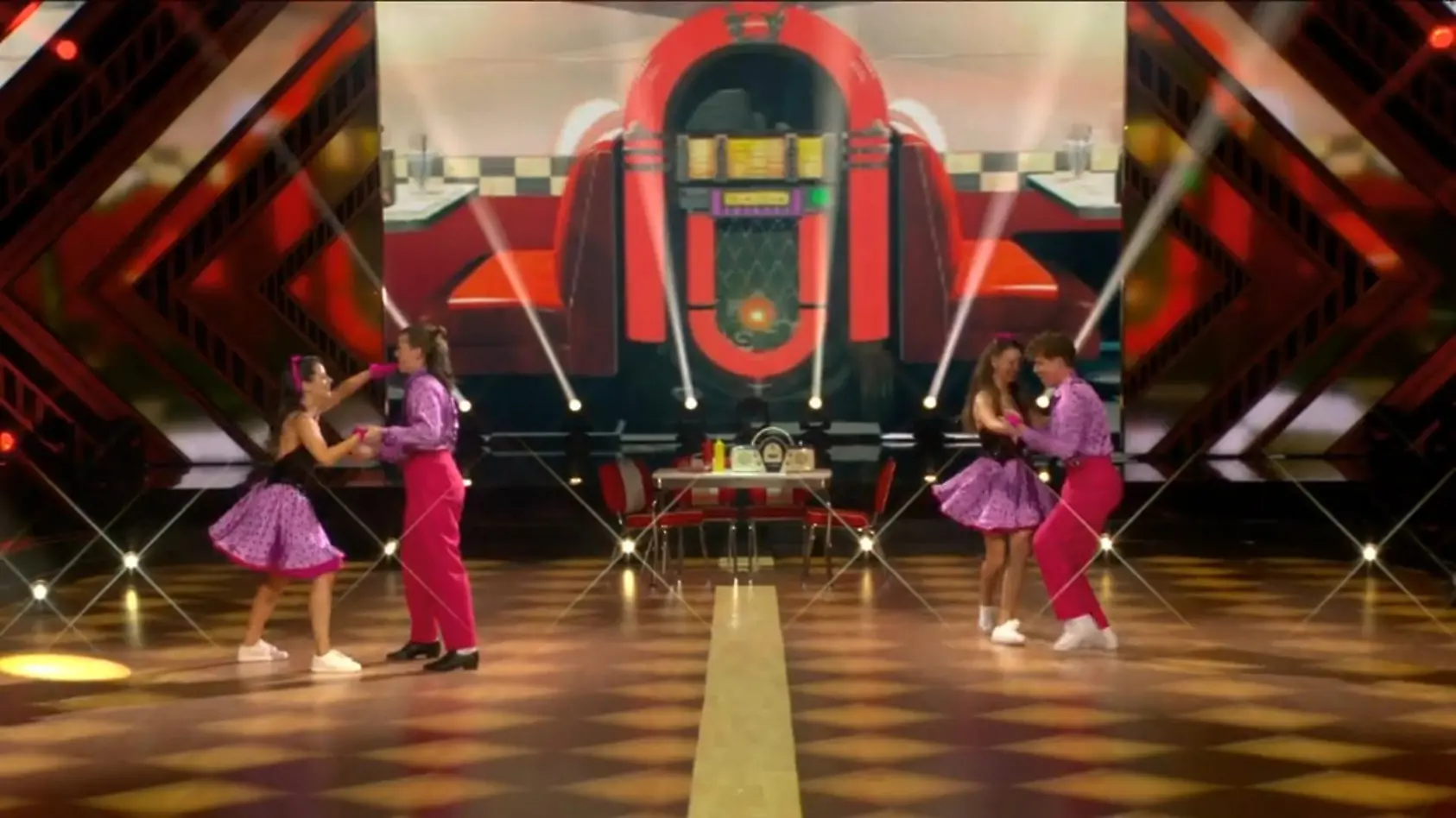 Premiere bei „Let's Dance“: Zum ersten Mal gibt es Boogie Woogie