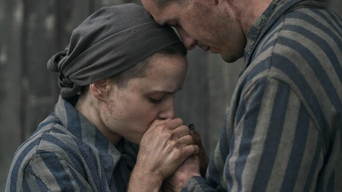 "The Tattooist of Auschwitz": Menschlichkeit inmitten der Hölle