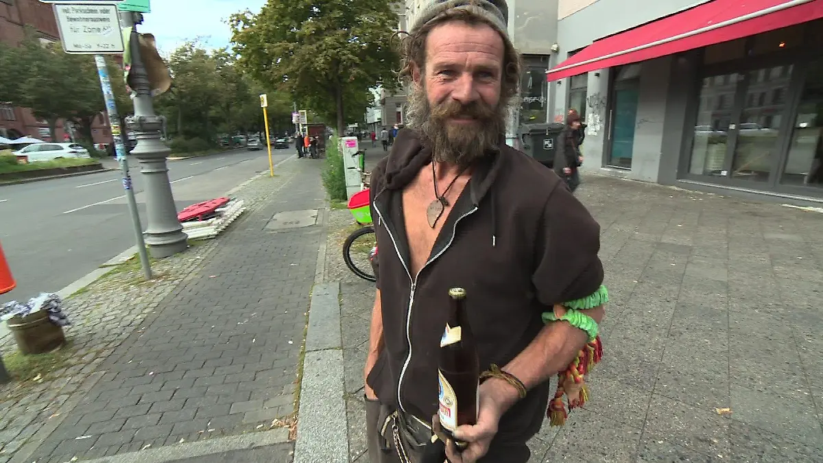 Deutschlands berühmtester Obdachloser Martin H. totgeprügelt - Junge ...