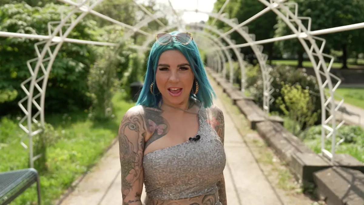 Kate Merlan verlost Tattoos - doch es gibt einen Haken