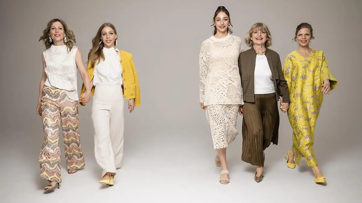 Mega-Star und US-Rapper Travis Scott zeigt sich in HSV-Trikot