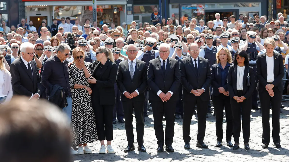 Stilles Gedenken an Rouven Laur - wir hören euer Schweigen!
