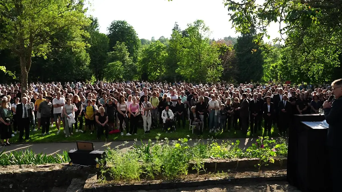 Neckarbischofsheim nimmt Abschied von Rouven Laur: „Er war mit Leib und Seele Polizist”