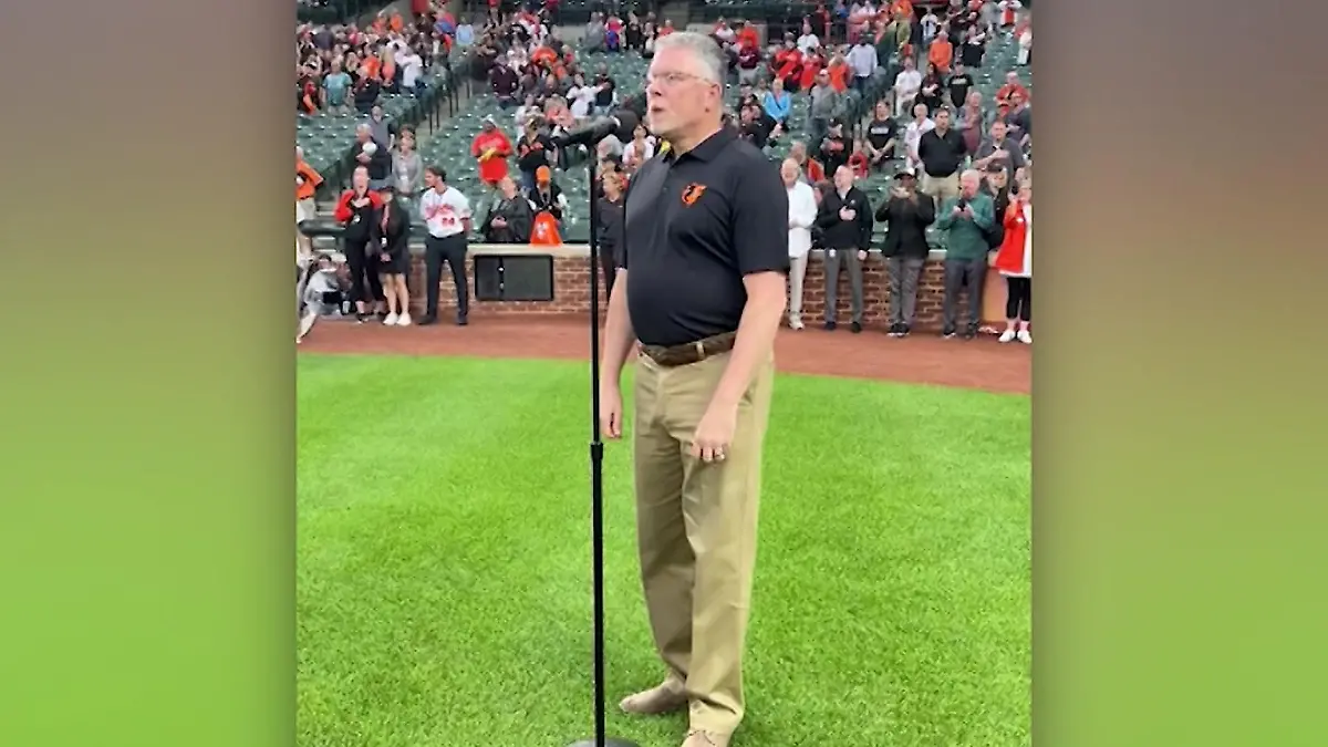 Deutsche Hooligans prügelten ihn vor 25 Jahren ins Koma: So geht es ...