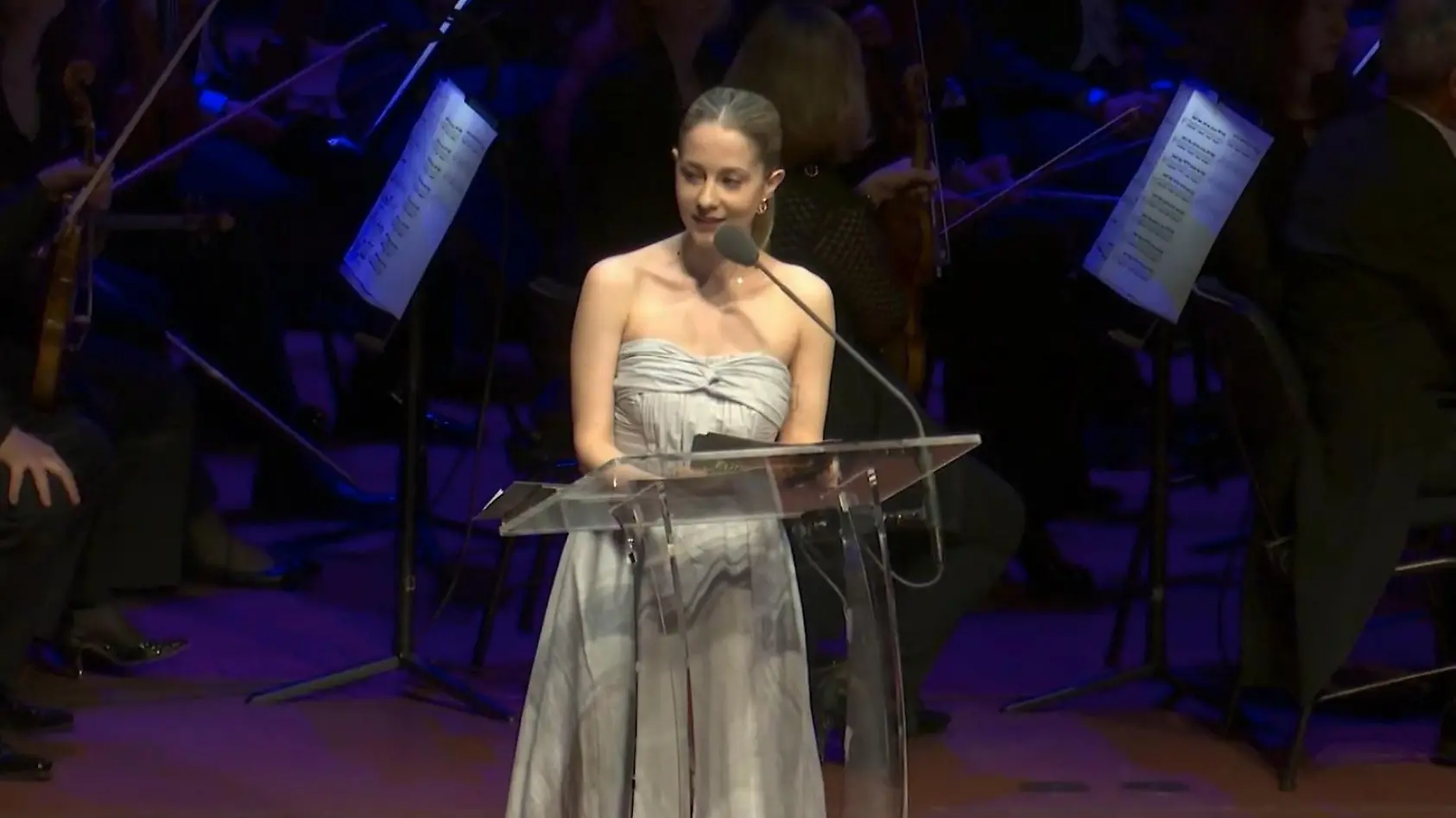 Frank Elstner wird von seiner Tochter überrascht: „Das macht die nie!“