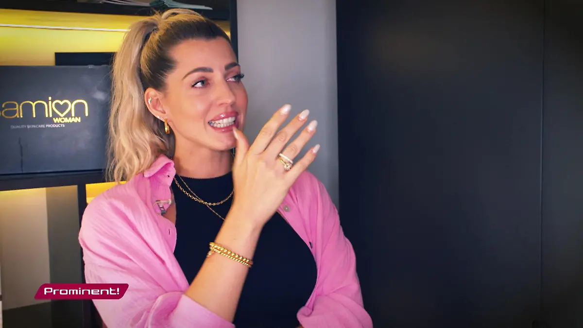 Schwangere Sarah Harrison verrät mit süßer Aktion den Namen ihrer ...