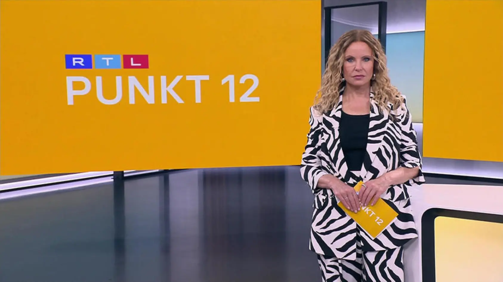 Punkt 12 - Nachrichten, Promi-News, Service und Lifestyle