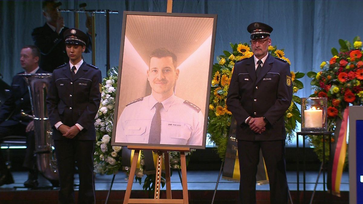 Getöteter Polizist Rouven Laur: Der Trauerbrief seiner Familie im Wortlaut