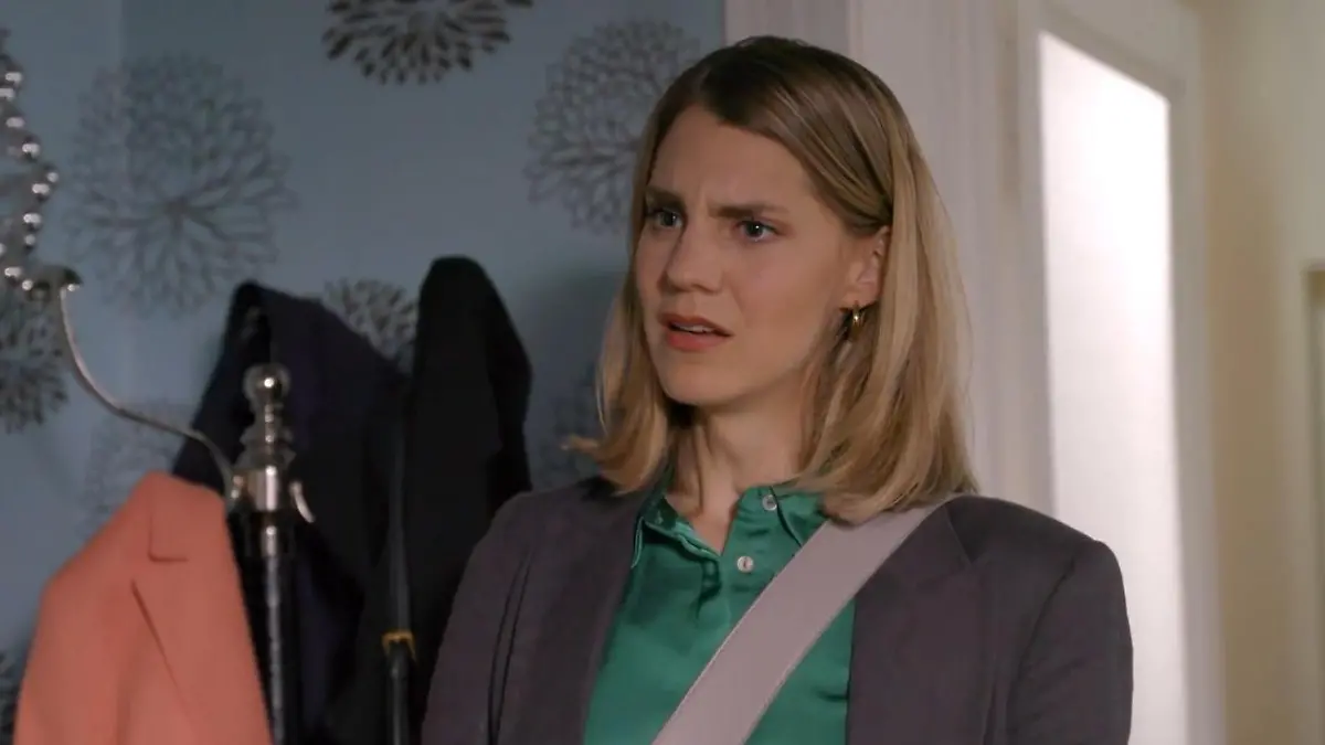 „Unter uns” am 25.07.24 im TV: Stella ist von Patrizias Worten tief ...