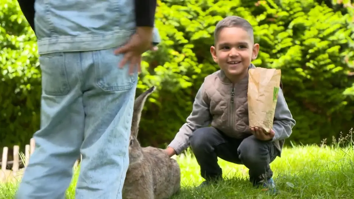 Ganz besondere Geschichte: Shahil (5) darf endlich wieder Kind sein!
