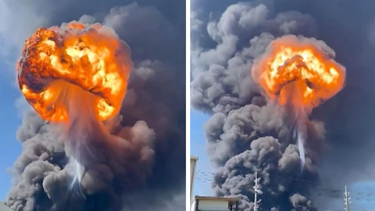 Brand erst nach neun Stunden gelöscht!: Feuerball am Himmel! Kunststoff ...
