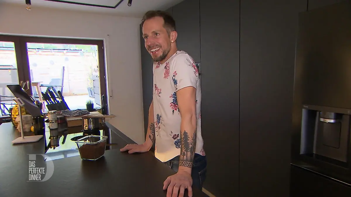 Strahlemann Daniel: Er lebt mit Mann, Schafen, Katzen, Hunden...