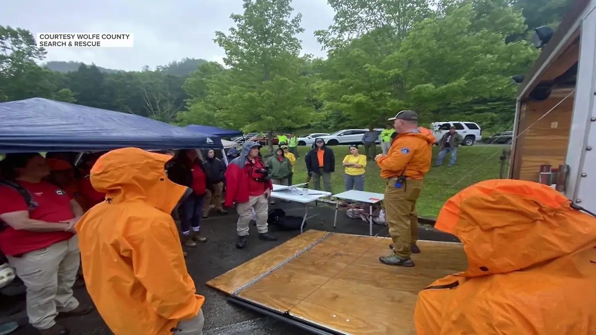 Retter hatten kaum noch Hoffnung: Vermisster Wanderer nach zwei Wochen ...