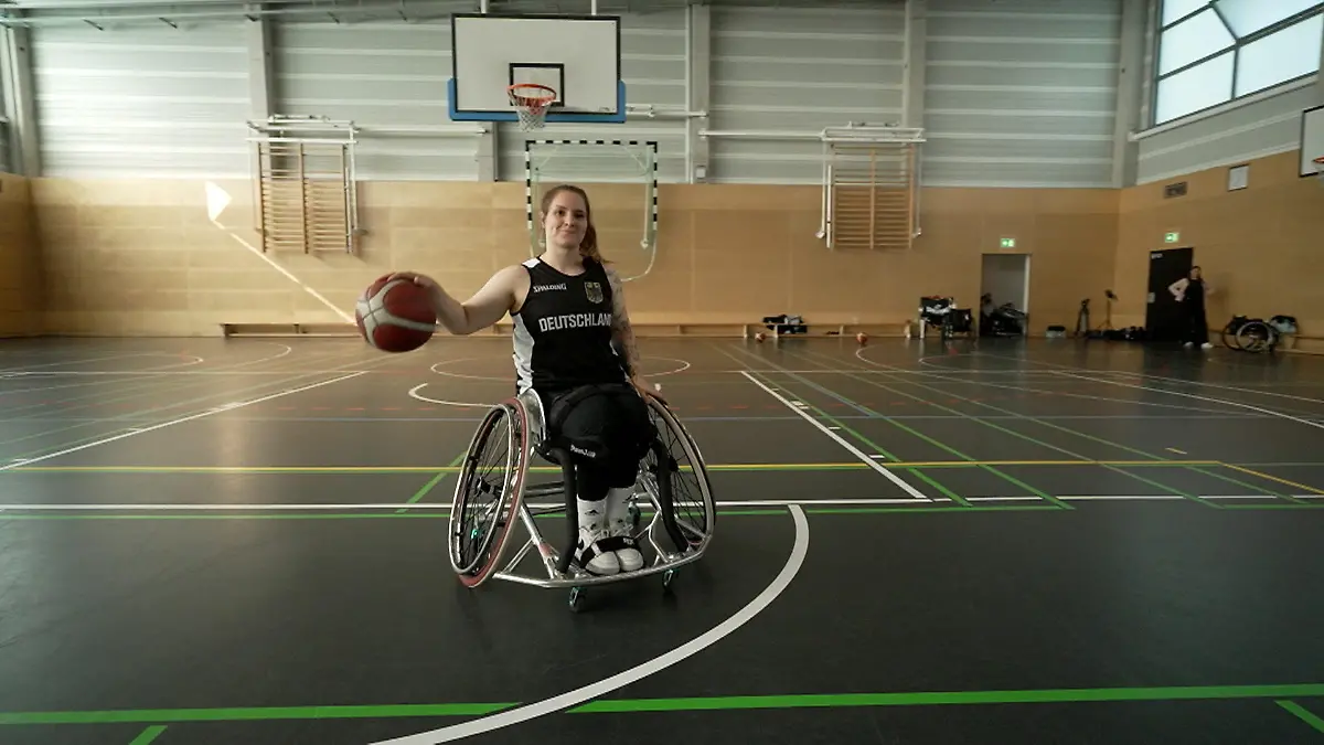 Hamburg: Rollstuhlbasketballerin Maya Lindholm (33) will sich die ...