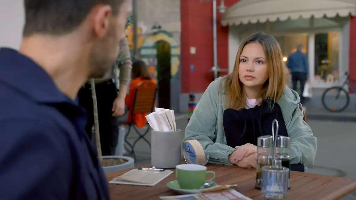 „Unter uns“-Folge vom 26.08.24 auf RTL+: Ronja wird von Gunnar abgewiesen