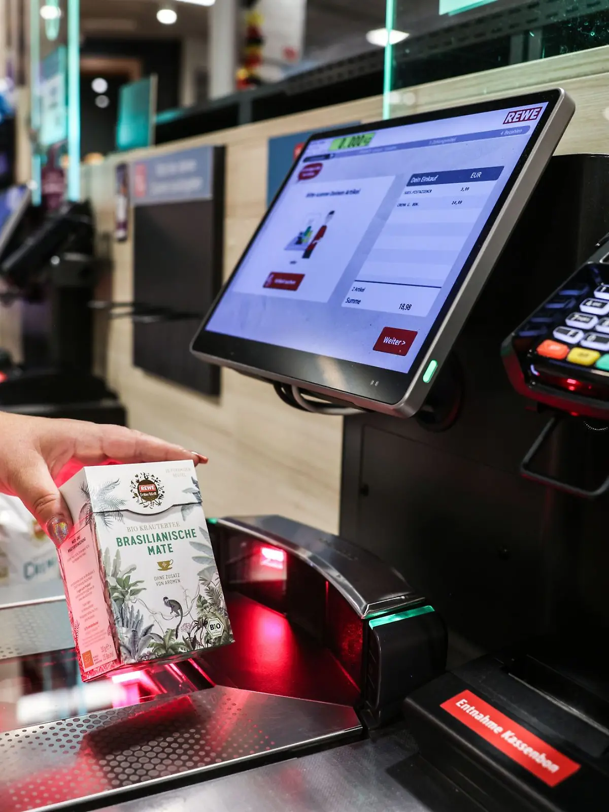 Die raffinierten Tricks der Möbelgiganten IKEA und XXL Lutz enthüllt