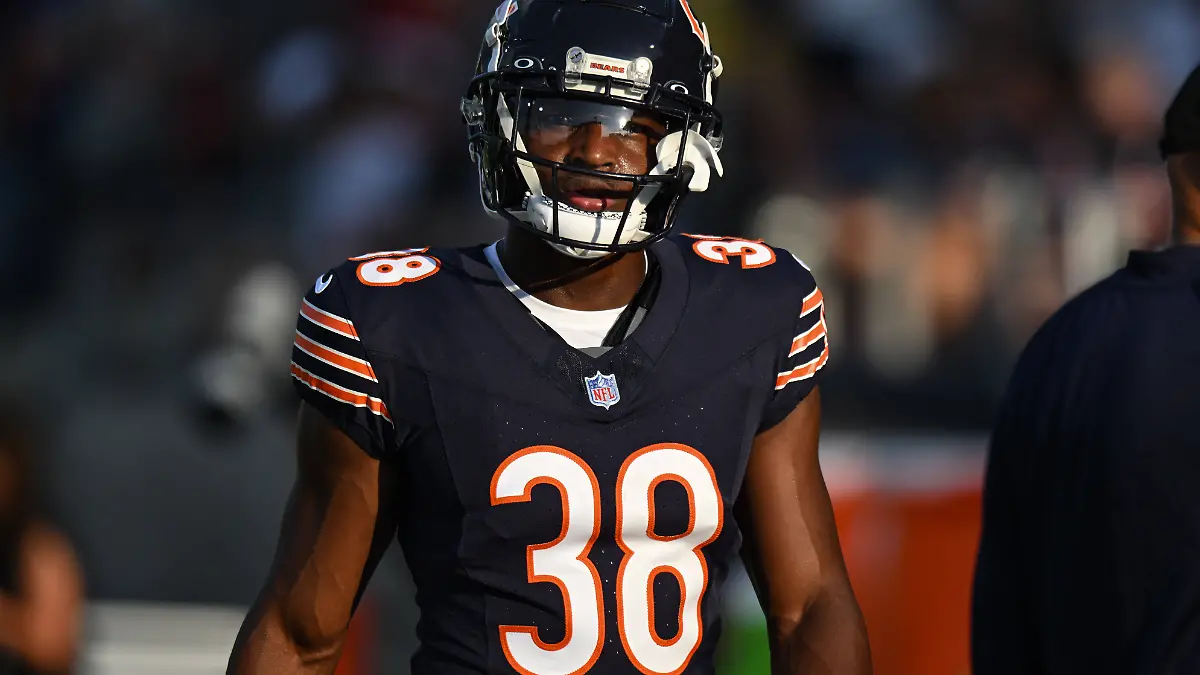 NFL Preseason: Bears-Star Douglas Coleman III mit Krankenwagen ...