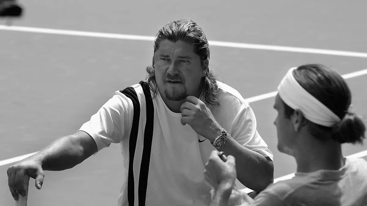 Peter Lundgren: Ex-Trainer von Tennis-Star Roger Federer im Alter von ...