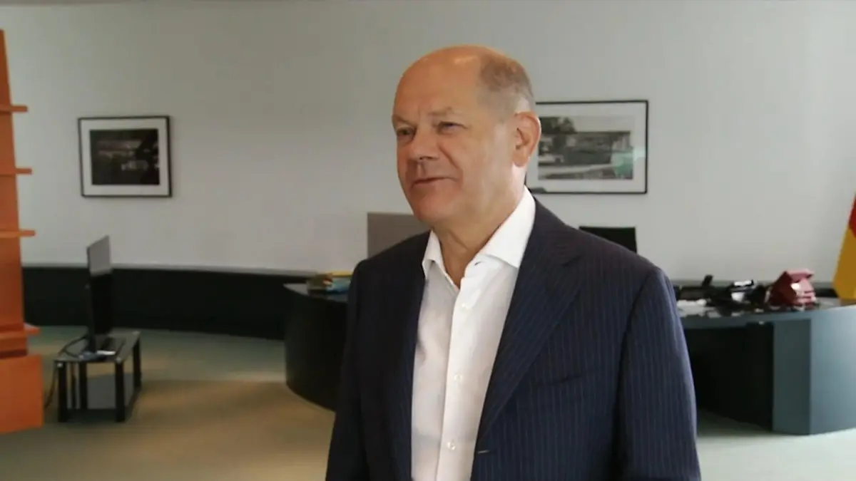 Abschied nach 32 Jahren RTL Aktuell: Sogar Kanzler Scholz grüßt Peter ...