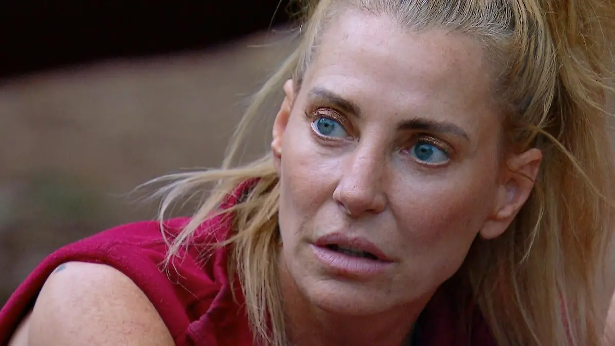 Dschungelcamp: Giulia Siegel fliegt raus - doch das Camp darf sie nicht ...