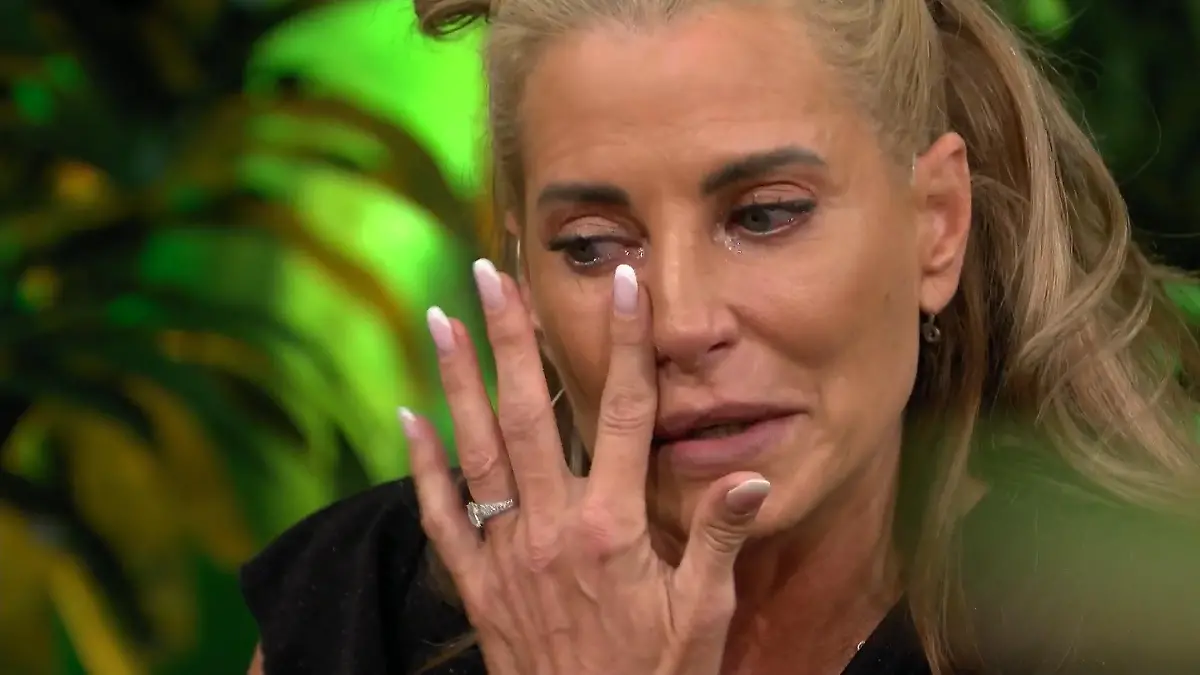 Dschungelcamp: Giulia Siegel bricht bei der Frage nach Thorsten Legat ...