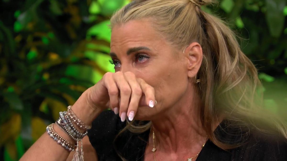 Dschungelcamp: Giulia Siegel bricht bei der Frage nach Thorsten Legat ...