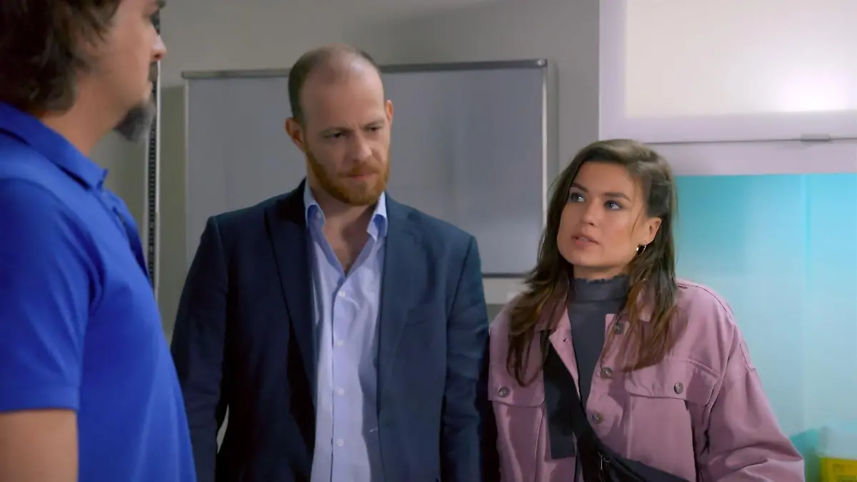 Neuzugang bei „Unter uns”! Die Oma von Esma und Baris taucht in der Schillerallee auf