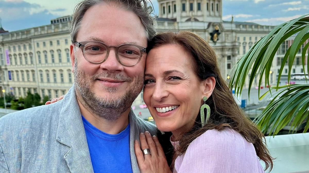 GZSZ-Ikone feiert Silberhochzeit! Ulrike Frank, was ist dein Liebesrezept?