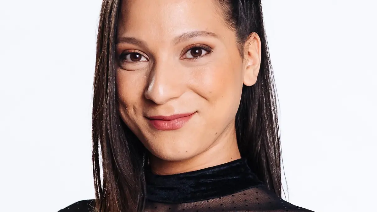 AWZ: Shaolyn Fernandez spielt Charlotte Beer