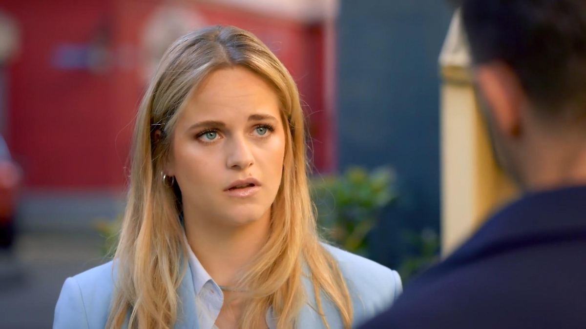 „Unter uns” am 23.09.24 im TV: Cilly bekommt von Gunnar ein ...