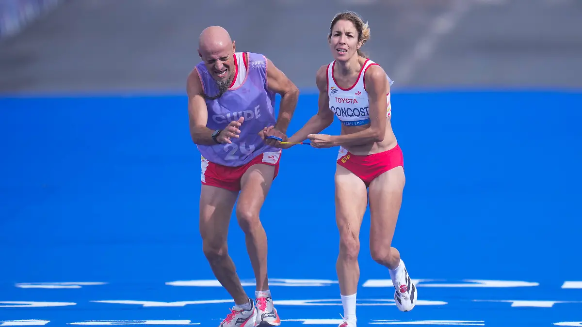 Paralympics: Blinde Athletin Elena Congost verliert Meter vor dem Ziel ...