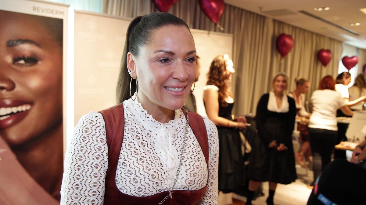 Simone Ballack setzt auf Sperma im Gesicht - Was halten Maria Höfl ...