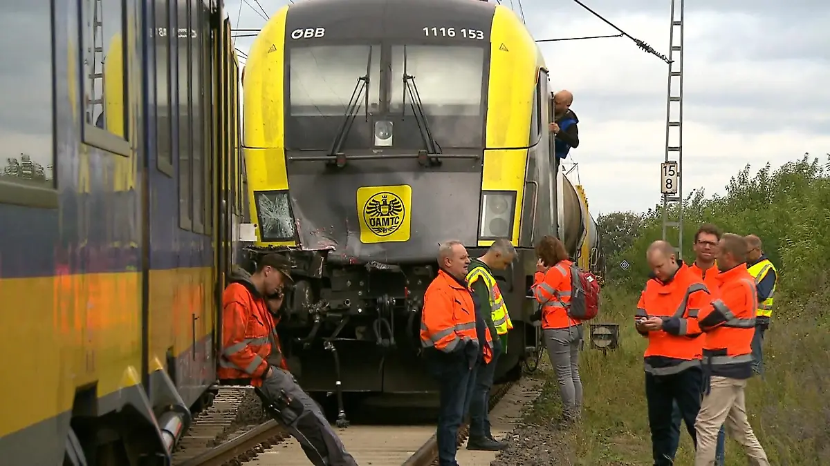 Rheinberg: 14 Verletzte bei Zugunfall