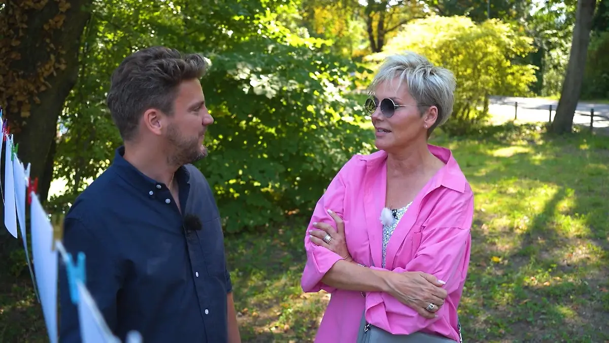 „Bauer sucht Frau“-Moderatorin plaudert aus: Inka Bause bekam ein ...